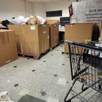 GOODWILL NYNJ - Updated December 2025 - 649 Morris Turnpike ...