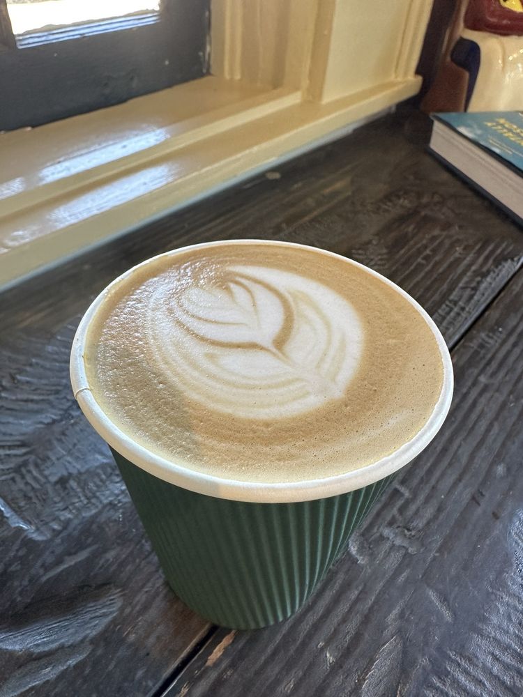 MIDNIGHT OIL COFFEE HOUSE - Updated January 2025 - 44 Photos & 74 ...