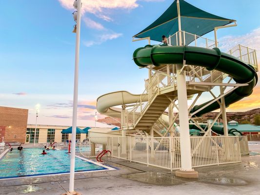 WHITNEY RANCH INDOOR POOL - Updated December 2025 - 28 Photos & 16 ...