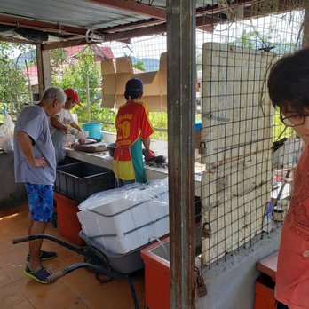 ERYNA CAFE CURRY CLAYPOT - Updated July 2025 - Jalan Kuala Sungai ...