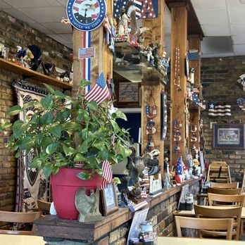 CAFE USA - Updated August 2025 - 204 Photos & 70 Reviews - 3380 ...