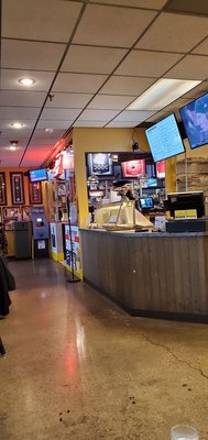 NISKERS CHAR-GRILL & SLAP SHOT HOCKEY BAR - 203 Photos & 110 Reviews ...