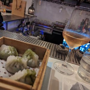 LIN ASIAN BAR AND DIM SUM - 2203 Photos & 1016 Reviews - 1203 W 6th St ...