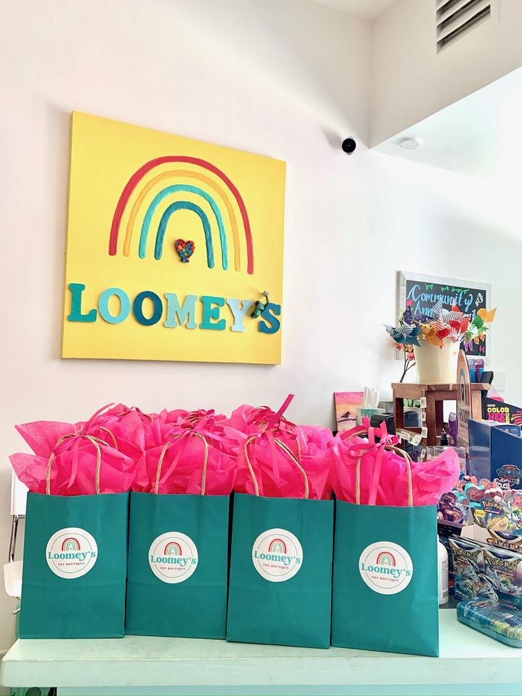 LOOMEY’S TOYS - Updated October 2025 - 12 Photos - 381 Forest Ave ...