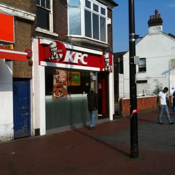 KFC - 19 Photos - 92 Dunstable Road, Luton, United Kingdom - Fast Food ...