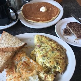 THE LOWRY CAFÉ - 64 Photos & 101 Reviews - Breakfast & Brunch - 2207 ...