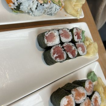 MOMIJI SLU - Updated May 2024 - 453 Photos & 183 Reviews - 731 Bell St ...