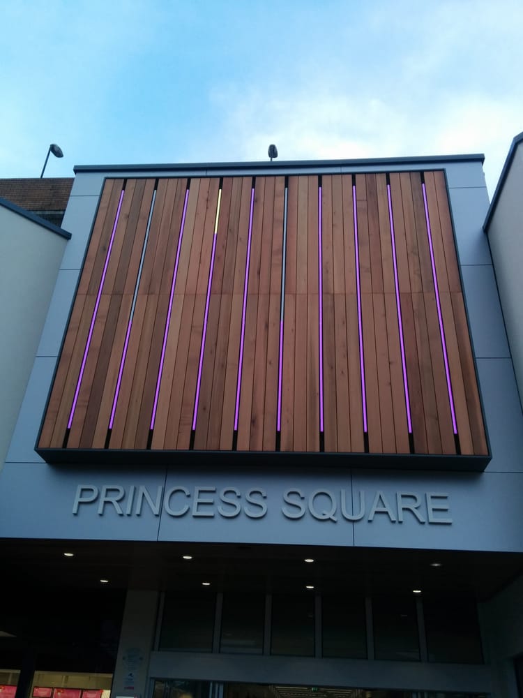 PRINCESS SQUARE BRACKNELL SHOPPING CENTRE - Updated February 2025 - 29 ...