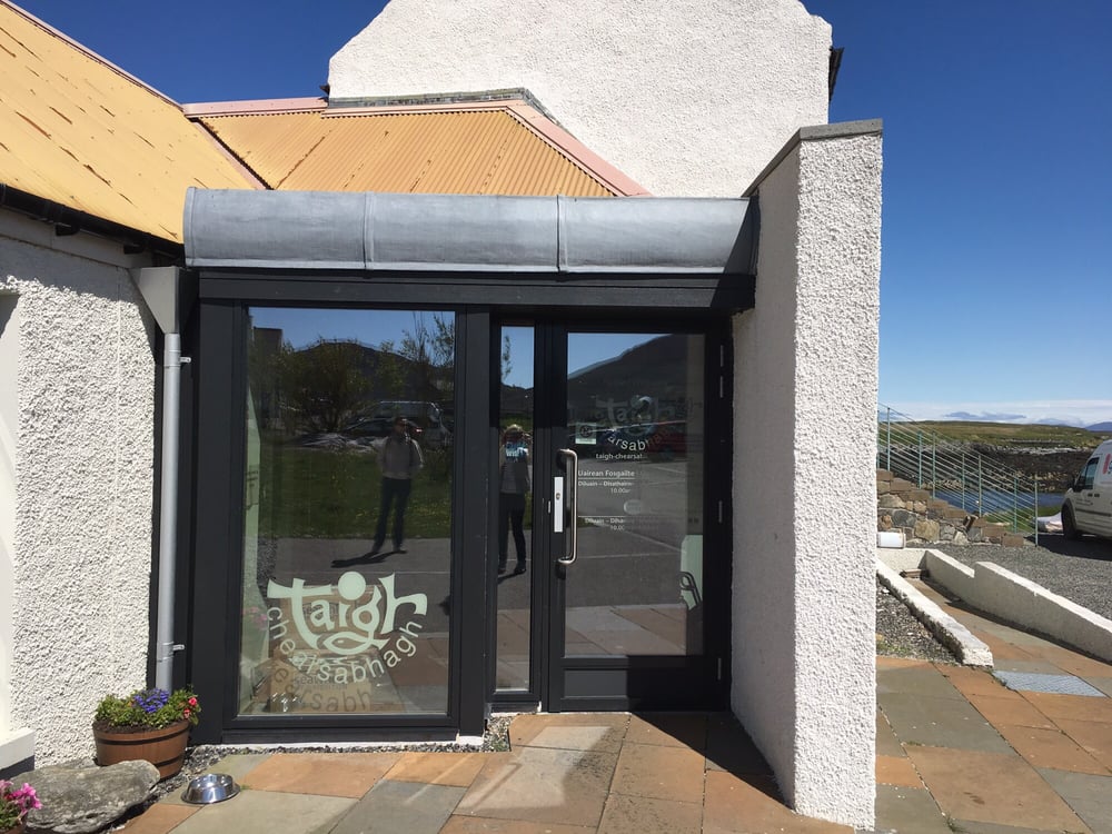 TAIGH CHEARSABHAGH MUSEUM & ARTS CENTRE - Isle of North Uist Outer ...