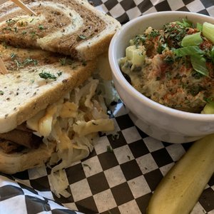 GEORGETOWN LIQUOR COMPANY - 65 Photos & 418 Reviews - 5501 Airport Way ...