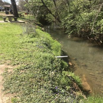 SANDY SPRINGS PARK - Updated December 2025 - 52 Photos - 702 Best St ...