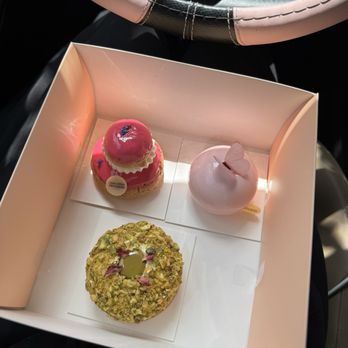 COOL BITES PÂTISSERIE - Updated December 2025 - 326 Photos & 122 ...