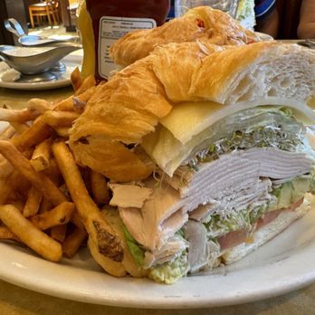 PICKLES DELI RESTAURANT & CATERING - Updated January 2026 - 331 Photos ...