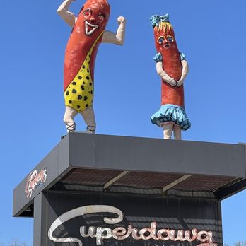 SUPERDAWG DRIVE-IN - Updated April 2024 - 1334 Photos & 1933 Reviews ...