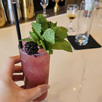 THE EMERSON - Updated January 2025 - 479 Photos & 199 Reviews - 955 S ...