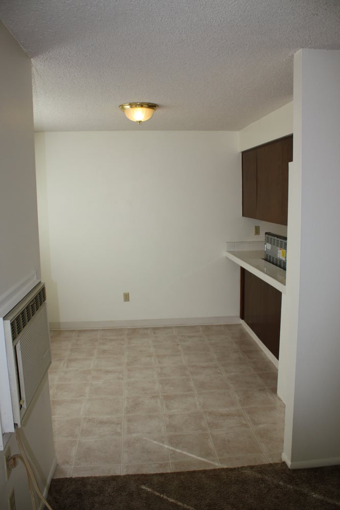 KPS MANAGEMENT - Updated December 2025 - 54 Photos - 524 N Mullan Rd ...