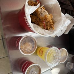 JOLLIBEE - Updated January 2026 - 197 Photos & 128 Reviews - 10875 NE ...