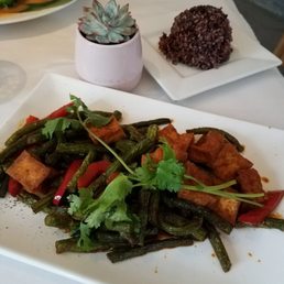 GINDI THAI - Updated November 2025 - 553 Photos & 697 Reviews - 4017 W ...