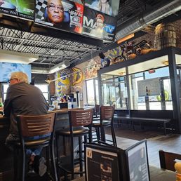 HAMLIN PUB - Updated December 2025 - 31 Photos & 28 Reviews - 1180 S ...