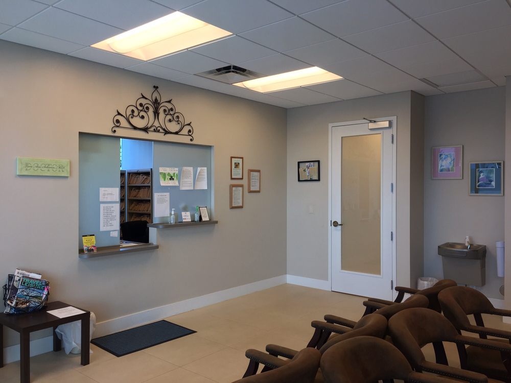 TARA SOLOMON, MD - Updated September 2025 - 42 Reviews - 3850 Coconut ...