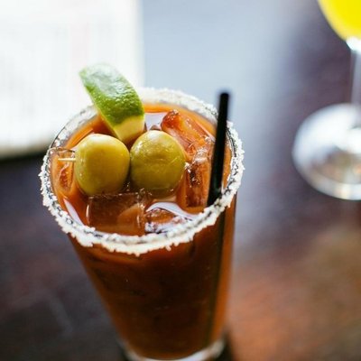 LONGSHOTS BAR & GRILL - Updated August 2024 - 175 Photos & 77 Reviews ...