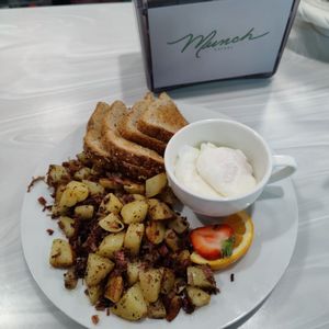 MUNCH EATERY - 23 Photos & 10 Reviews - 560 Main St, Ansonia, Connecticut - Bakeries ...