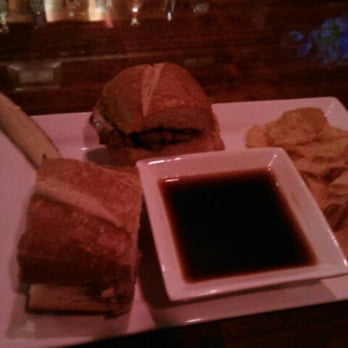 THE GOLDEN RETRIEVER PUB - Updated January 2025 - 14 Photos & 45 ...