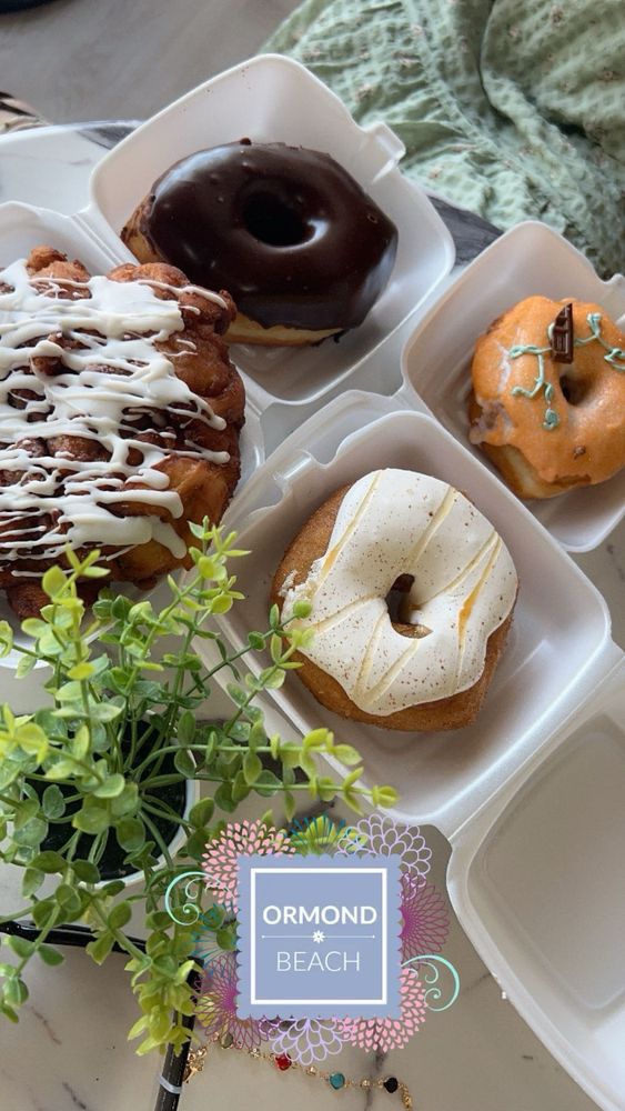 SWILLERBEES CRAFT DONUTS AND COFFEE - Updated November 2024 - 200 E ...