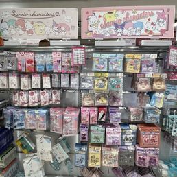 DAISO - Updated December 2025 - 905 Photos & 592 Reviews - 22 Peace Plz ...