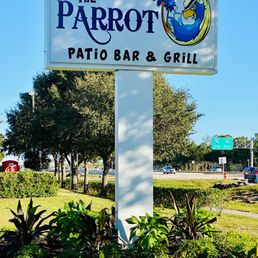 THE PARROT PATIO BAR & GRILL - Updated May 2026 - 68 Photos & 146 ...