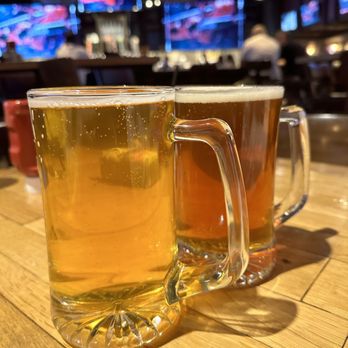 TAP SPORTS BAR AT MGM GRAND - Updated August 2024 - 914 Photos & 754 ...