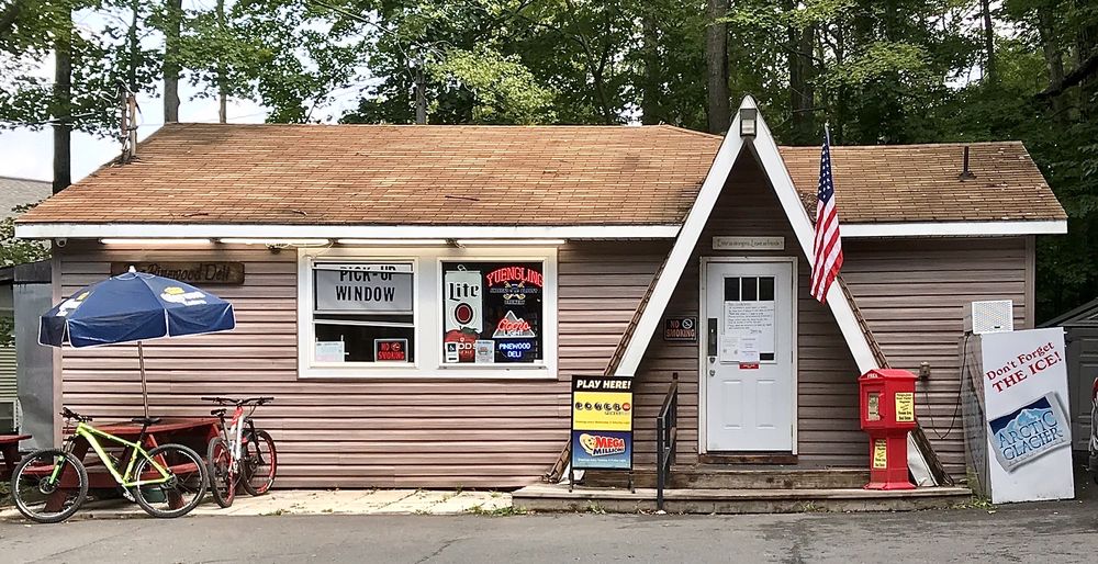 PINEWOOD DELI - Updated August 2024 - 13 Photos & 42 Reviews - 2359 ...
