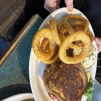 MANOR GRILLE - Updated October 2025 - 200 Main St, Irwin, Pennsylvania ...