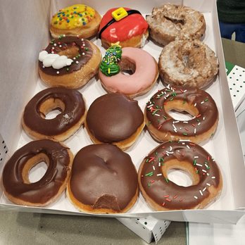 KRISPY KREME - Updated September 2025 - 519 Photos & 305 Reviews - 530 ...