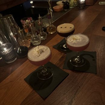 SPRING STREET BAR - Updated October 2025 - 290 Photos & 592 Reviews ...