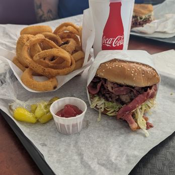 DAGLAS DRIVE IN - Updated January 2026 - 532 Photos & 874 Reviews ...