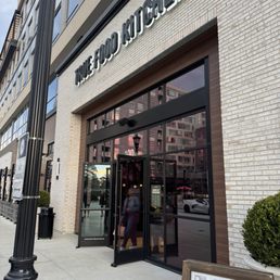 TRUE FOOD KITCHEN - Updated December 2025 - 72 Photos & 60 Reviews ...