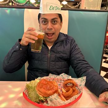 ED DEBEVIC’S - 330 Photos & 178 Reviews - 159 E Ohio St, Chicago ...