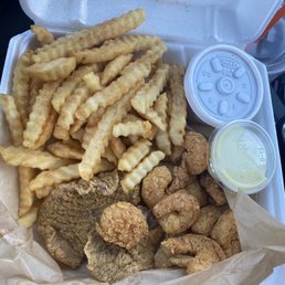 COLLINS FISH MARKET - 134 Photos & 208 Reviews - 4873 W Adams Blvd, Los ...