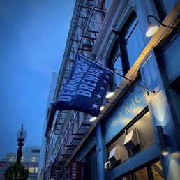 DEMOCRACY BREWING - Updated July 2025 - 483 Photos & 361 Reviews - 35 ...