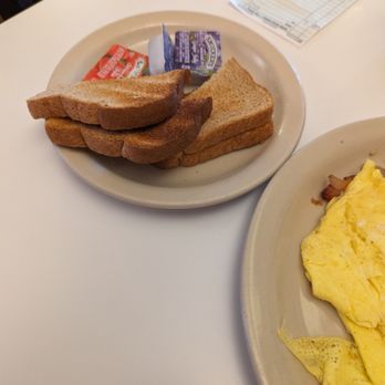 COOK E JAR BAKERY & CAFE - Updated September 2025 - 86 Photos & 169 ...