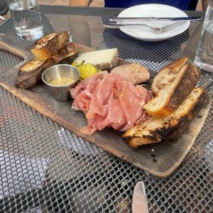 THE SALTY PIG - 1616 Photos & 1807 Reviews - 130 Dartmouth St, Boston ...