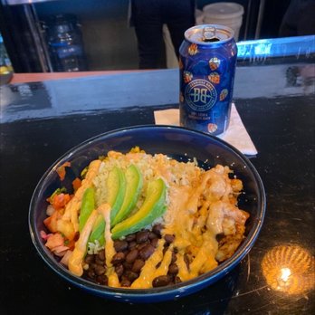 URBAN MODERN KITCHEN - 41 Photos & 44 Reviews - 800 E Wisconsin Ave ...