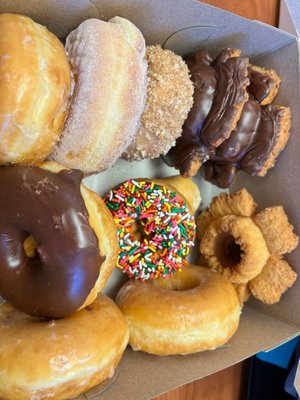 GOLDEN BELL DONUTS - Updated October 2025 - 78 Photos & 178 Reviews ...