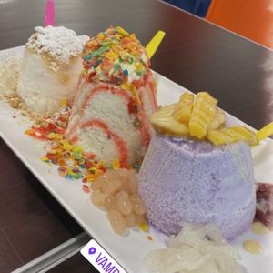 VAMPIRE PENGUIN - 213 Photos & 69 Reviews - 1102 E Champlain Dr, Fresno ...