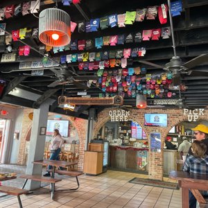 THE BACKYARD BAR STAGE & GRILL - 182 Photos & 151 Reviews - 511 S 8th ...