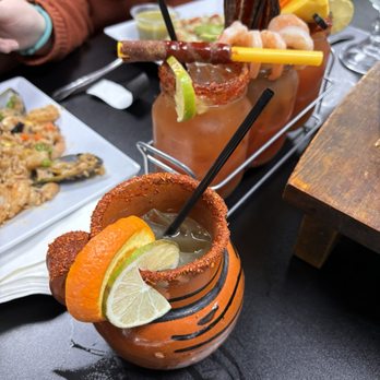 MARISCOS KC - Updated March 2025 - 157 Photos & 101 Reviews - 519 E ...