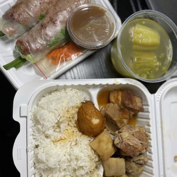 SAIGON DELI - Updated July 2024 - 680 Photos & 735 Reviews - 1237 S ...