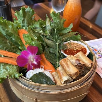 LAOTABLE - Updated May 2024 - 4612 Photos & 1565 Reviews - 149 2nd St ...