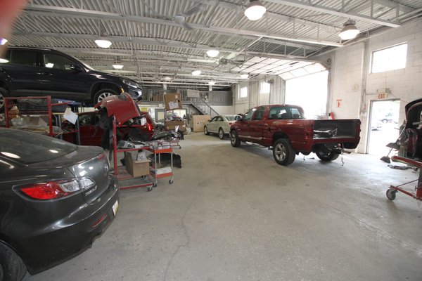 PRITZ AUTO BODY - WEST YORK - Updated May 2026 - 19 Photos - 1243 ...